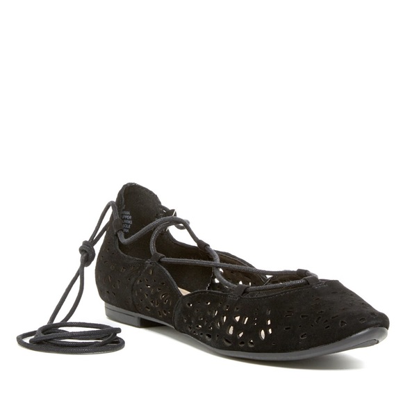 Nine West | Shoes | Nine West Zavanna Black Laceup Eyelet Flats | Poshmark